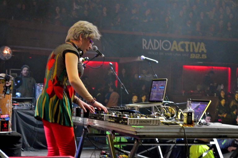 Partimos con «El Show de la Tencha» — RadioActiva 92.5