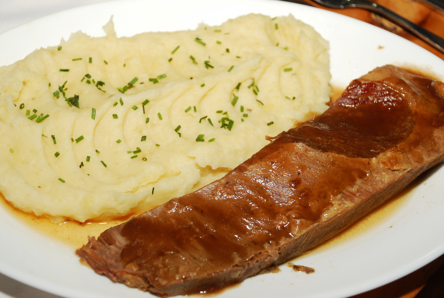 ¿Antojo de una plateada con puré? No lo pienses más radioactivo, y anda ...