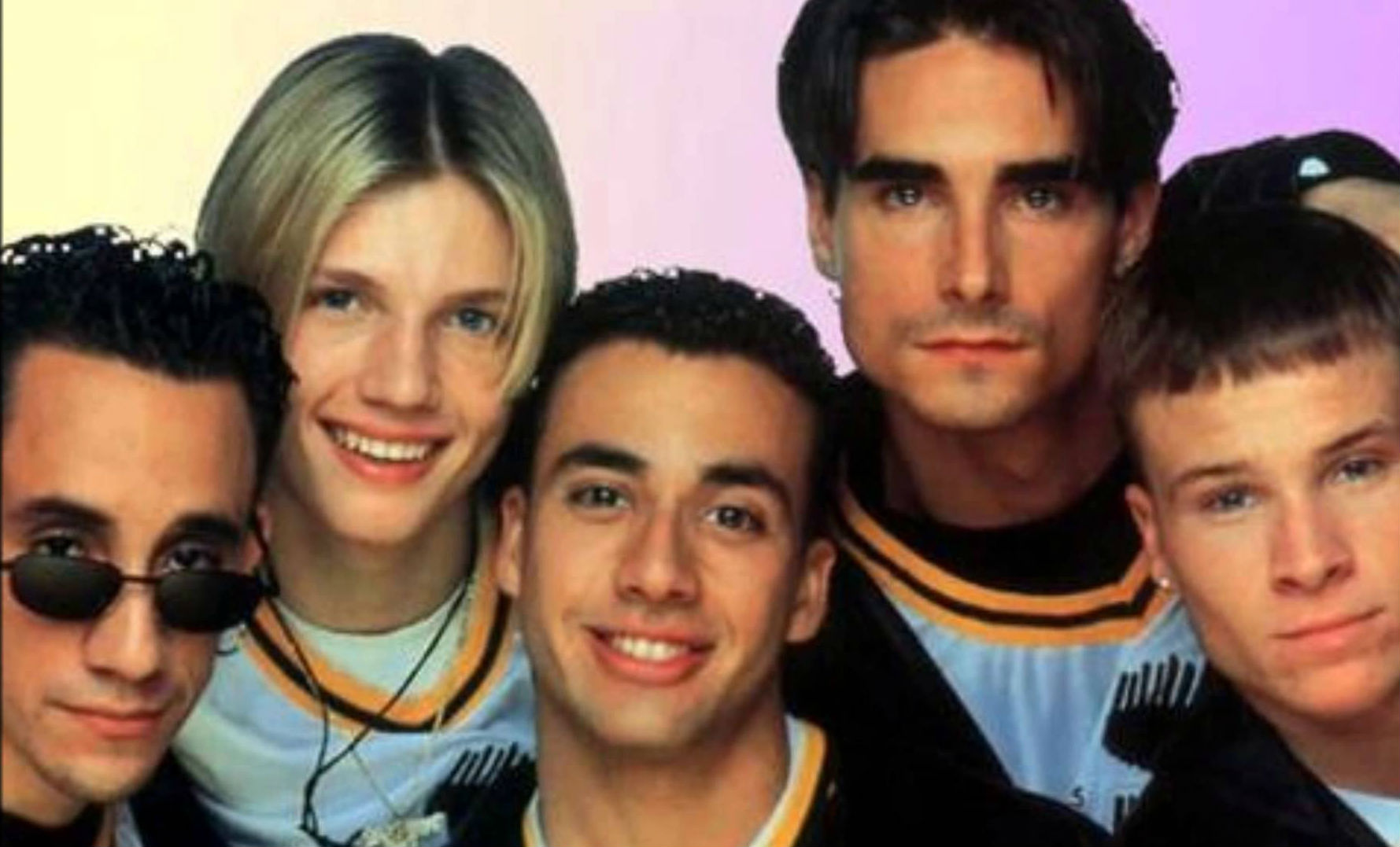 Vacila al ritmo de los 90′ en el Caupolicán — RadioActiva 92.5