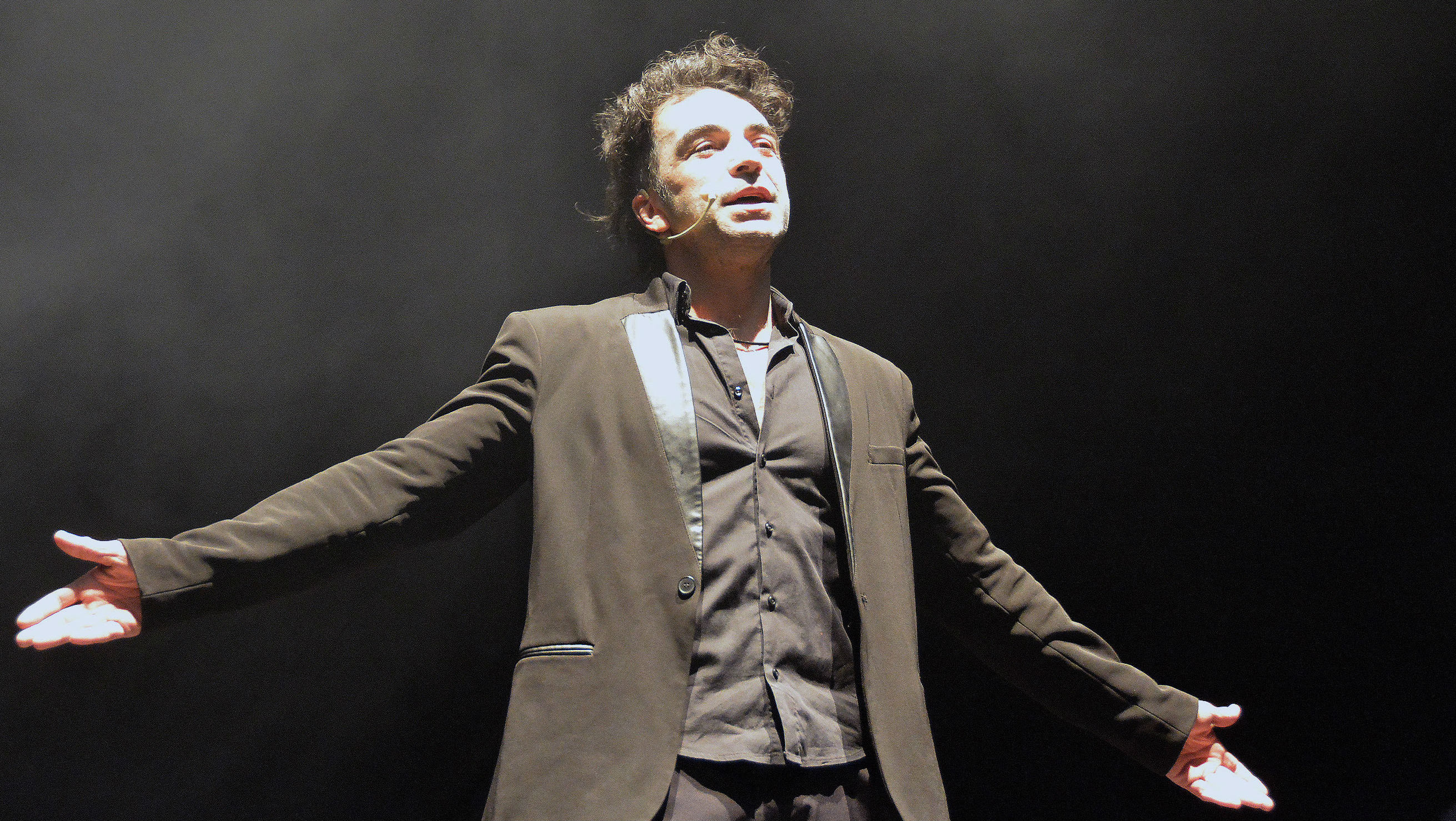 Ríete con las tallas de Sergio Freire, Felipe Avello y Jorge Alís ...