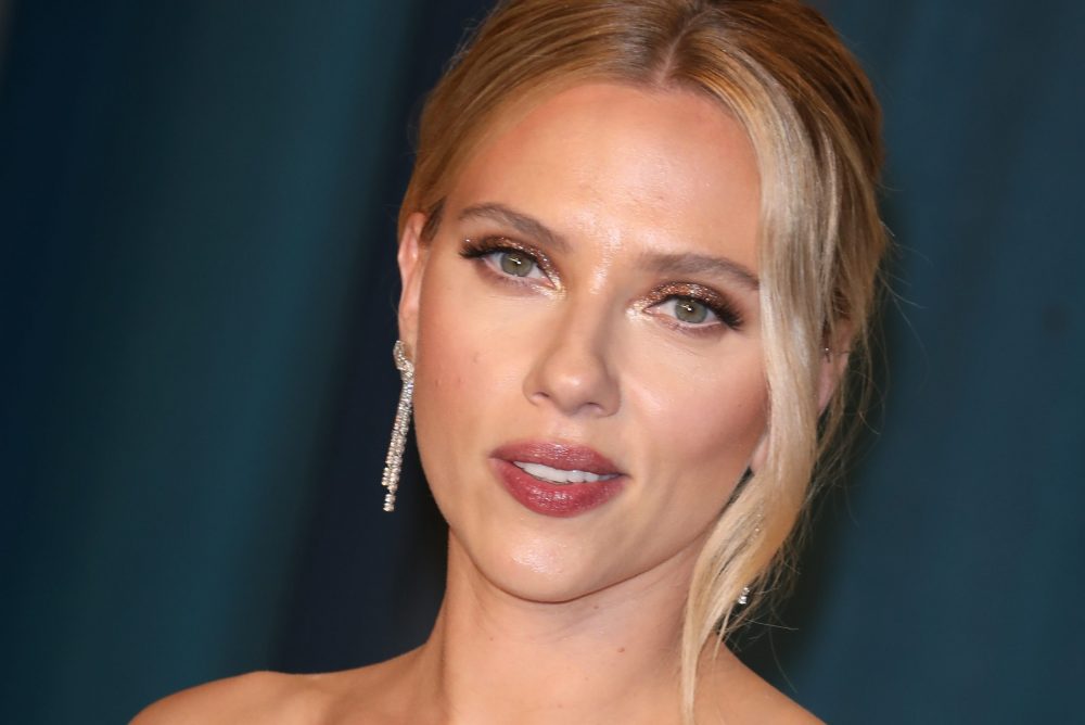 rusa sorprende en redes con su gran parecido a Scarlett Johansson ...