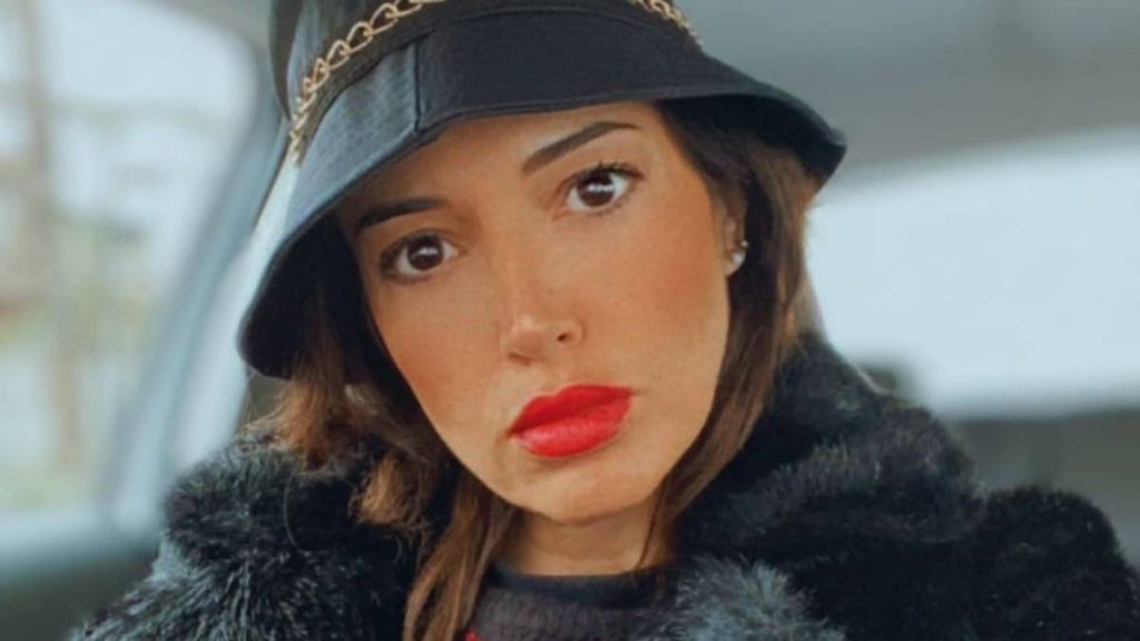 Yamila Reyna dejó la escoba con foto en body — RadioActiva 92.5