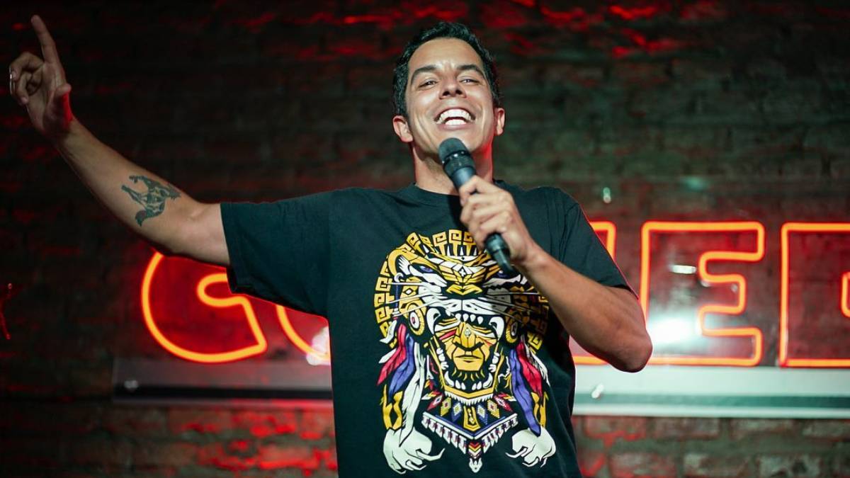 Noche de comedia en la capital junto a Vicho Viciani y Alex Ortiz ...