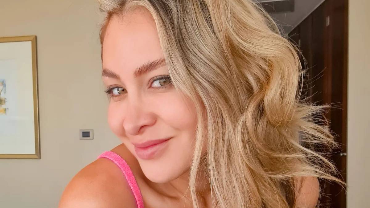 Sabrina Sosa se luce en las redes con video de su trabajado bronceado ...