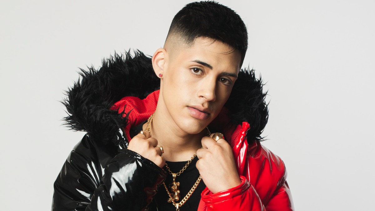 "Welcome To My World": Cris MJ se va mundial con el lanzamiento de su nuevo EP — RadioActiva 92.5