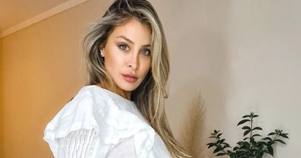 "Tremenda diosa": Sabrina Sosa deja la patá con sensuales registros en bikini — RadioActiva 92.5