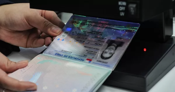 Presentan nuevo carnet de identidad en Chile: Conoce sus medidas de ...