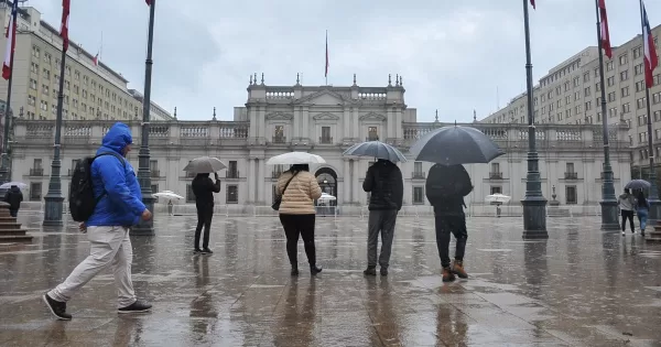 ¿Regresa la lluvia a la RM?: revisa el pronóstico del tiempo en Santiago, hoy 9 de julio ...